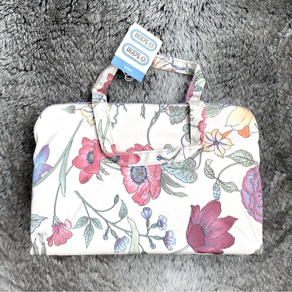 Trina Turk | Bags | Trina Floral Travel Bag W Plastic Travel Containers ...